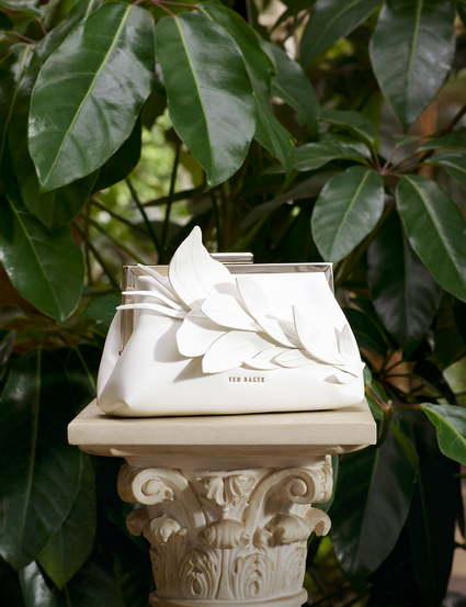 Ted Baker Qatar | Effortless British Fashion – Free Delivery