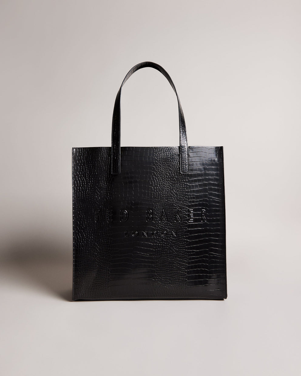 Ted Baker Qatar | Effortless British Fashion – Free Delivery