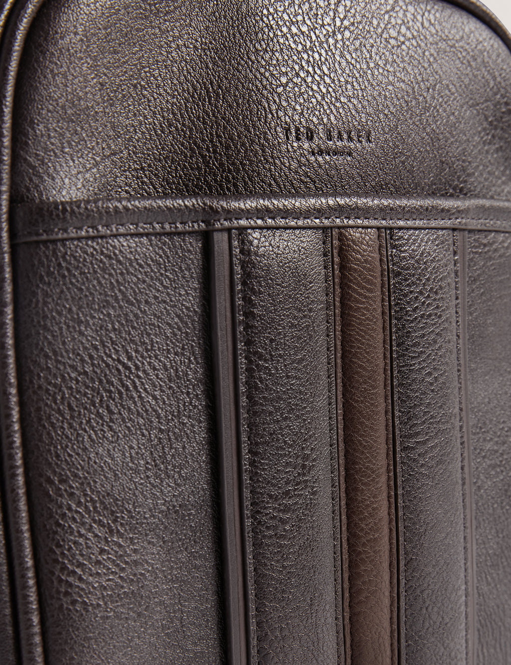 Keiigan Stripe Pu Flight Bag Brn-Choc